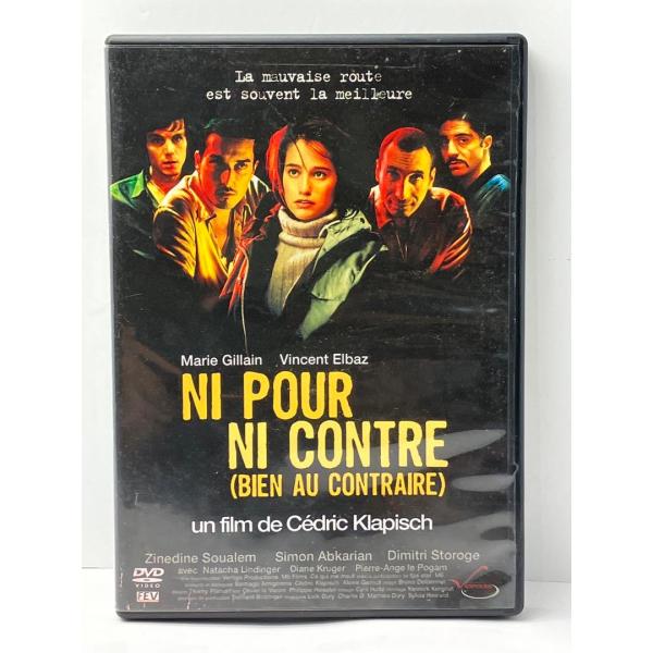 NI POUR NI CONTRE / BIEN AU CONTRAIRE フランス語版Caty, une jeune fille de 27 ans, travaille depuis quelques ann?es comme cam?...