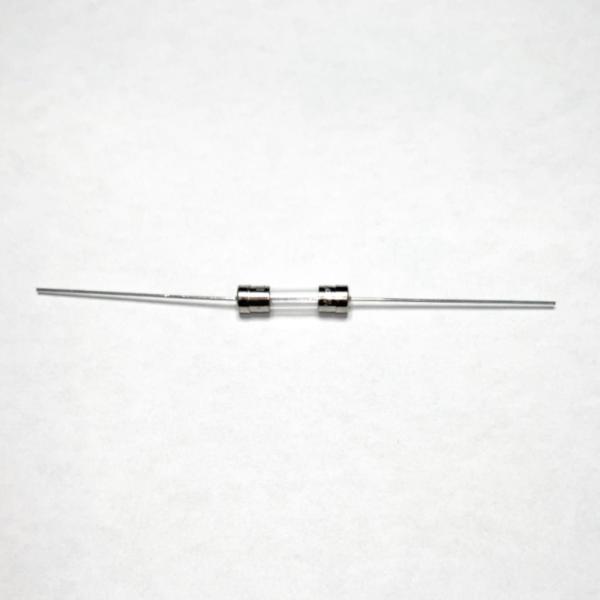 0217001.MXEPFUSE GLASS 1A 250VAC1個未使用品(仕様)取り付けタイプ　　　スルーホールヒューズタイプ　　　カートリッジ、ガラス定格電流（A）　　　1 A定格電圧  AC　　　　250 V応答時間　　　　　高速遮...