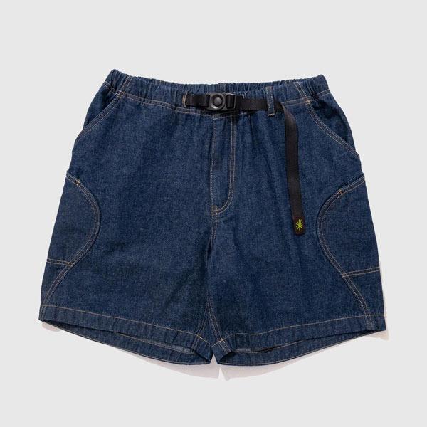 夏に最適な薄手の7.5ozデニムシリーズ。肌触りの良さと吸湿速乾が特性のヘンプを加えたオリジナル生地となります。定番のハイエクスプローラーパンツのショーツタイプになります。ヒップ周りにゆとりを与え、形をアップデートしました。両サイドの三重構...