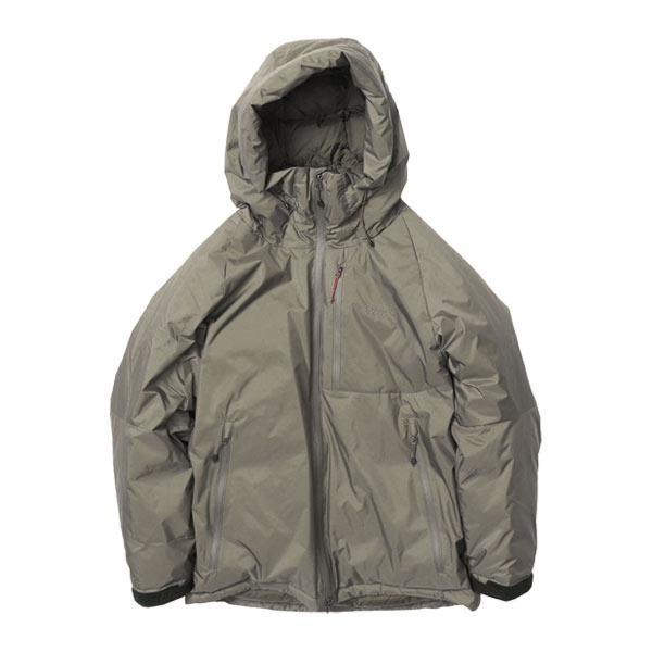 〈アイテムの特徴〉進化を続け、長年愛され続けるナンガの定番ダウンジャケット耐水圧20000mm、透湿性6000g/m2/24hrsのNANGA独自の防水透湿素材、オーロラテックス生地を採用シンプルなデザインで、コーディネートを選ばず街でもア...