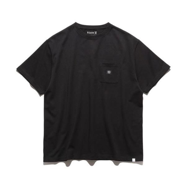 胸元にグラフィックを刺繍したポケット付きS/S Tシャツ。14ozのヘビーウェイトで仕上げたタフなボディは、高い耐久性と安心感のある着用感で、世界中のまだ見ぬ景色を追い求めるあなたのパートナーとして活躍し続けてくれるでしょう。リラックスした...