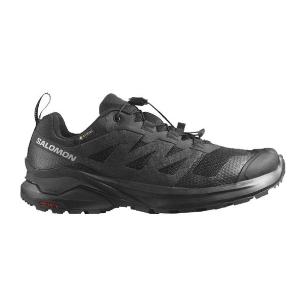 グリップと快適さ、安定性、防水性、そして果敢な精神が一つになった X-ADVENTURE GORE-TEX は、足場の不安定なトレイルでこそ本領を発揮します。あなたの冒険心を解き放って、家の近くから未知の領域まで、とにかく外に出かけて探検を...
