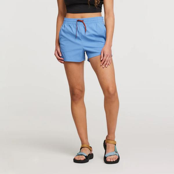 Brinco Shortは、ハイキングやボルダリング、スイミング、キャンプファイヤーなどあらゆるアウトドアアクティビティを楽しむのに最適な、レトロな印象のアイテムです。・ドローコード付きの伸縮性のあるウエスト・サイドにメッシュ素材のハンドポ...