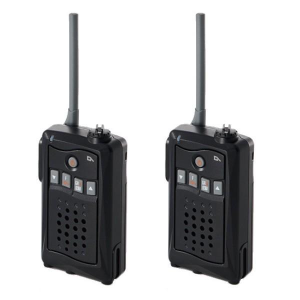 【インボイス対応済】まとめて便利な2台セットです。免許不要でご使用いただけます！・IP55相当の生活防水と頑丈なポリカーボネート製ボディ。イヤホンジャックはねじ込み式の防水タイプで、外部マイク装着時もジャックから水分が内部に浸入しないビジネ...