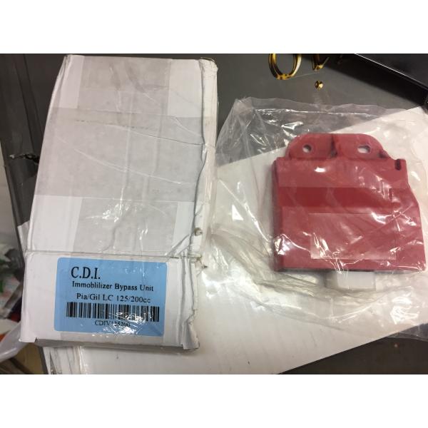 イモビライザー付き車両をイモビ無しで作動可能にするCDIです。＊商品箱無しの場合が有ります＊イモビ破損で不動になった車両のCDIを交換するとイモビ無しで作動するようになります。＊＊＊＊＊＊＊＊＊＊適合の記載されている車種でも年式/仕様等でC...