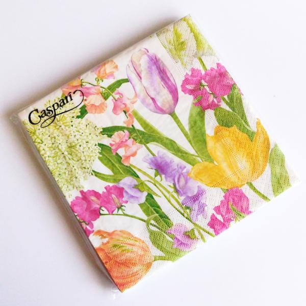 パーティなどおもてなしの席にテーブルの上のアクセントとなるペーパーナプキン10枚入り。3枚重ねのしっかりとした厚みで、お食事の時の紙ナプキンとしてハンドメイドお好きな方向けのカルトナージュ、デコパージュにもおすすめです。お家でのカフェタイム...