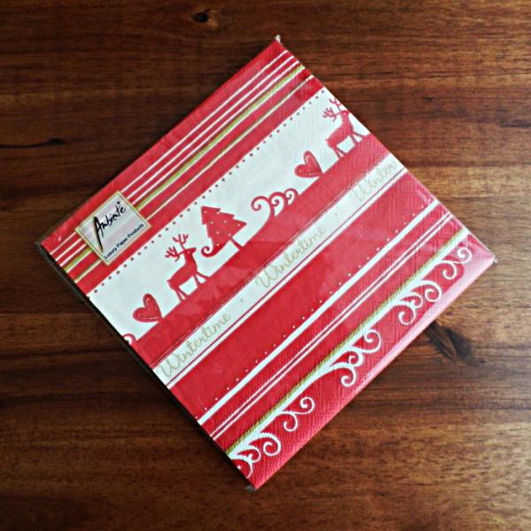 パーティなどおもてなしの席にテーブルの上のアクセントとなるペーパーナプキン10枚入り。3枚重ねのしっかりとした厚みで、お食事の時の紙ナプキンとしてハンドメイドお好きな方向けのカルトナージュ、デコパージュにもおすすめです。お家でのカフェタイム...