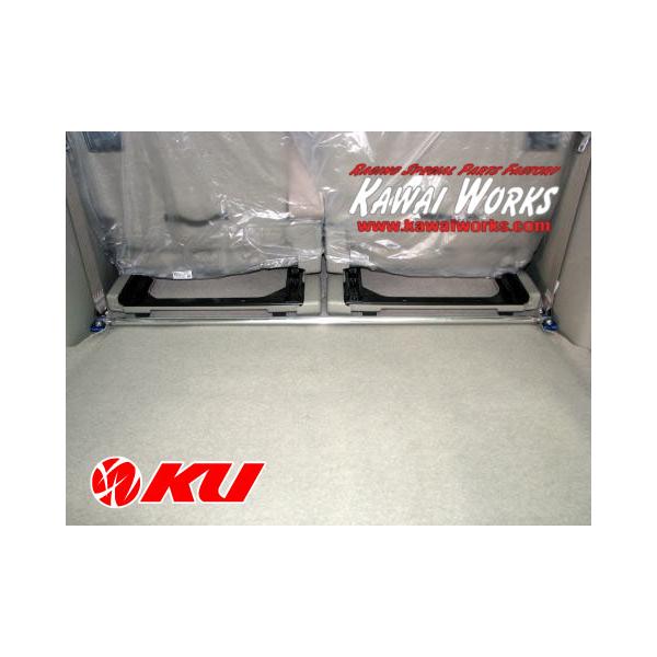 バン取り付け不可  ボディ補強パーツ※受注生産商品です。基本納期は1週間〜2週間となりますが、メーカー混雑時は3週間掛かる場合が御座います。■メーカー：スズキ■車種：エブリィ■型式：DA17V/W■品番：SZ0770-MOR-06■商品名：...