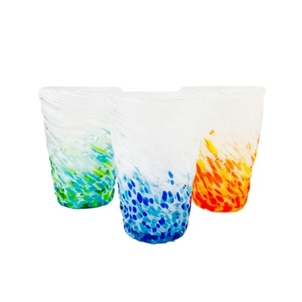 商品名：島心ロンググラス材質：ソーダガラス重量：約250g容量：約340ml（満杯時）サイズ：[ 高さ：約12.0cm 口径：約8.0cm 底幅：約6.0cm ]生産地：ベトナム販売元：琉球ガラス専門店くば笠屋（クバガサヤ/くばがさや）