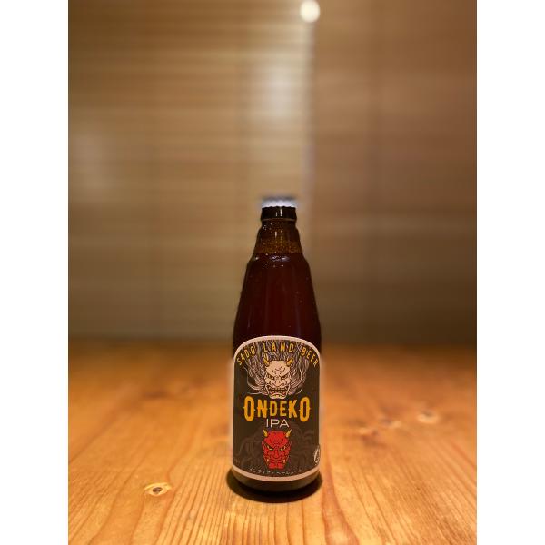 鬼のように力強いボディと苦みのあるIPAビール。「おんでこ」とは鬼太鼓の呼び名で、佐渡の伝統芸能１つ。ミネラルを含む佐渡海洋深層水で仕込んだプレミアムな味わいを。【IPA　〜ONDEKO〜　おんでこ】内容量　350mlアルコール分　5.5％...