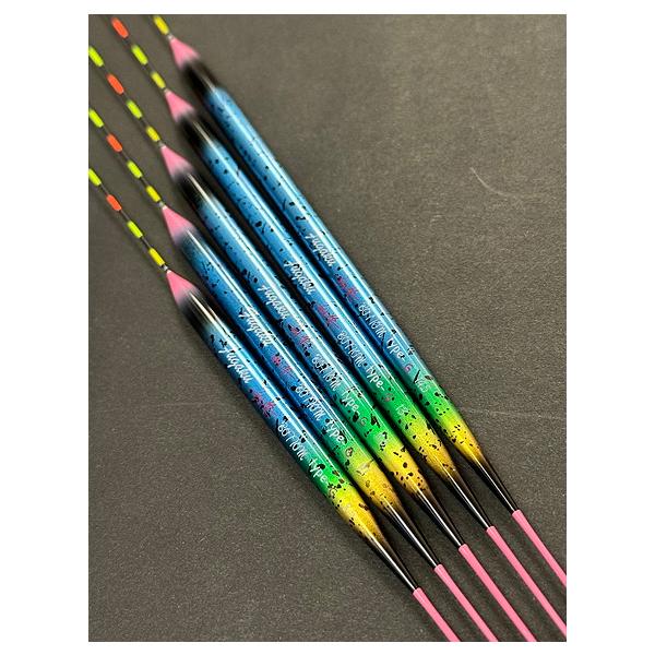 「Bottom type-G」羽根の２枚合わせのボディに１.０mm径の極細グラスムクトップを付けた、段底向きの超高感度のへら浮子になります。長めのグラスムクトップながら、戻しをよくするためにボディ下部の絞りに若干の膨らみを持たせまして、感度...