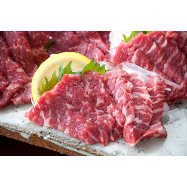 【内容量】国産 熊本肥育 金之桜 特選霜降り：300g (特選霜降り300g(50g×6個)、小袋醤油6袋、小袋生姜6袋)【産地】国産もしくは入手困難な場合はカナダ産国内肥育になります。【アレルギー】小麦・大豆【賞味期限】発送から180日【...