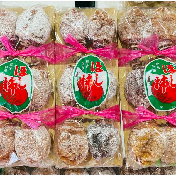 名称：熊本産 干柿　原材料名：柿（熊本産）、コーンスターチ、酸化防止剤 （二酸化イオウ）個数：3パック:18玉入り(１パック　６玉入り)パッケージ:袋のパッケージデザインは、変わる場合が御座います。賞味期限：枠外下部記載(約2週間)保存方法...