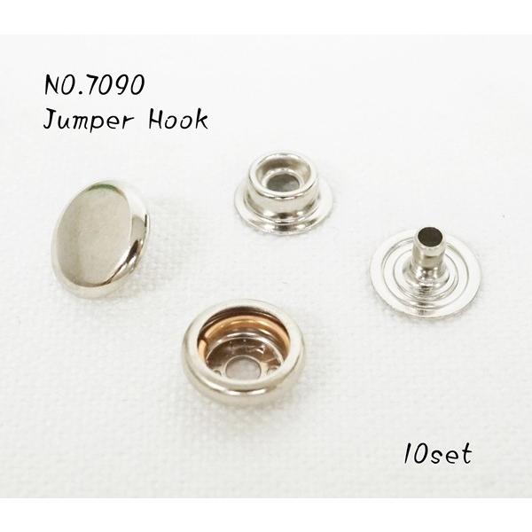 〇素材　鉄〇カラー　ニッケル(シルバー色)〇サイズ　頭: 直径9.6mm 足3mm- 足: 4.5mm　画像参照〇個数 ４つ組を１０セットNO.7090番の日本製(HATO)のジャンパーホックです。頭径が9.6mmとジャンパーホックでは一番...