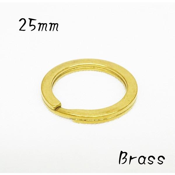 〇素材　真鍮〇カラー　ブラス〇サイズ　内径25mm 外径33mm 厚み3.3mm〇個数　１個厚みのある真鍮生地の平二重リングです。レザークラフトや、キーホルダーなどのカスタムパーツにおすすめです。