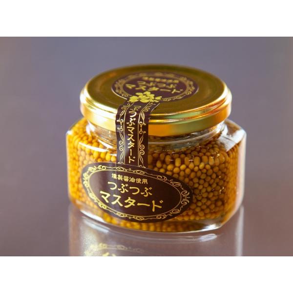 商品の紹介隠し味に燻製醤油を使いマイルドな味に仕上がりました。燻製道楽が自信をもってお勧めします。お肉　お魚等のトッピングサラダにプチプチ感がたまらなく美味しい。商品名  つぶつぶマスタード110g内容量  110ｇ賞味期限  賞味期限3か...