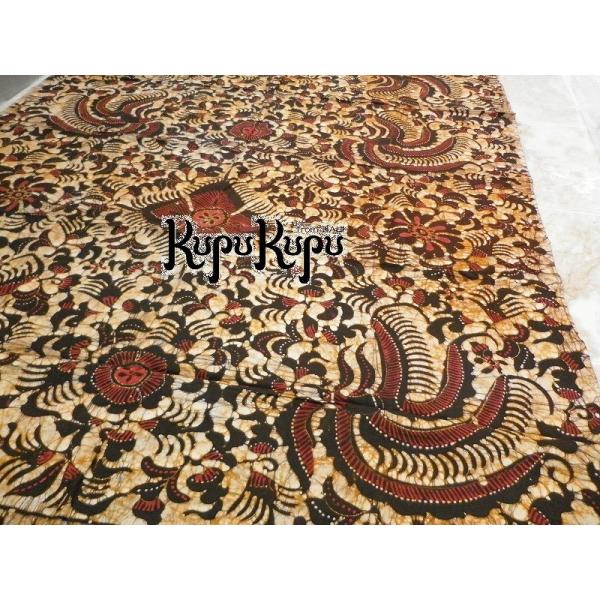 アジアン雑貨　バリ島から入荷しました。　現地より、セレクトしてきました！落ち着いた色合いのバティックです。カーテン、テーブルクロス、各種カバーなど、多用途にご利用いただけます。　　サイズ：1.8m×1m【仕上がりについて】ハンドメイドならで...