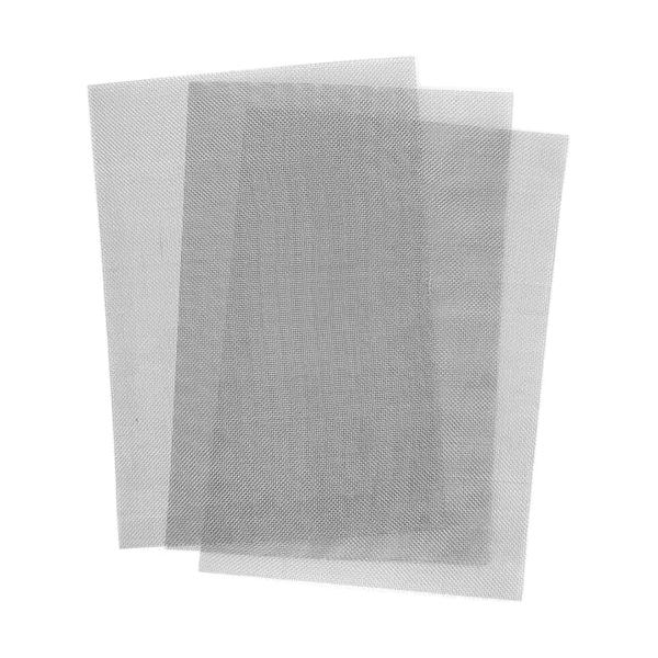 1/-/1・商品仕様ステンレスメッシュ3枚セット。サイズ：約30*21cm、線径：約0.4mm、網目：約1mm。材質：ステンレス鋼。・高品質素材高品質のステンレス鋼素材で作られており、金属メッシュの表面は滑らかで錆びにくく、高温耐性に優れて...