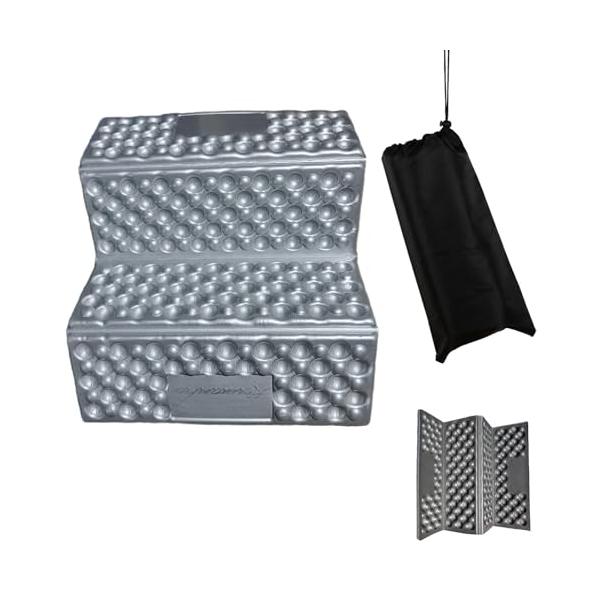 シルバー＋ブラック/40x28cm/sadf54・Color:シルバー＋ブラック・高品質IXPE素材を採用しており、地面の硬さを効果的に軽減します。石や不整地でも快適な座り心地を提供し、どんなアウトドア環境でも快適に座ることができます。地面...