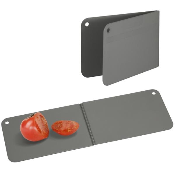 【抗菌仕様なので雑菌の繁殖を防ぎ安心して使えます。】【パタっと畳めばちょっとした隙間に収納できます。】【魚やごぼうなど長い食材を切りたいときに便利。】