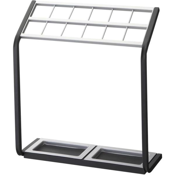 【玄関やエントランスにぴったり収まる角型の傘立てです】【店舗やオフィスでも使いやすいシンプルなデザインです】【仕切りが付いているので、傘同士が触れるのを防げます】