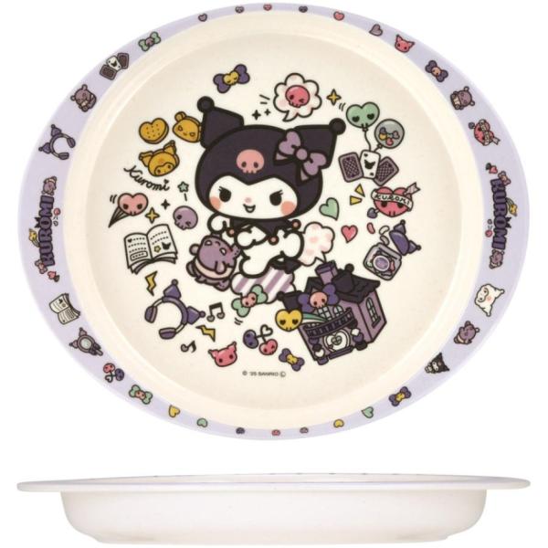 スプーンに沿う丸い角と側面が立っていてすくいやすい形状。