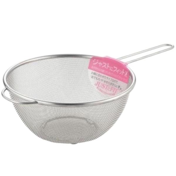 商品ページに表示されている送料ですが、まとめ買い、別な商品との買い合わせの場合でも、追加送料がかかることはございません。【丈夫なメッシュアミを使用しているので壊れにくいです】【鍋に合わせたサイズなので重ねて収納できます】【脚付きなのでシンク...