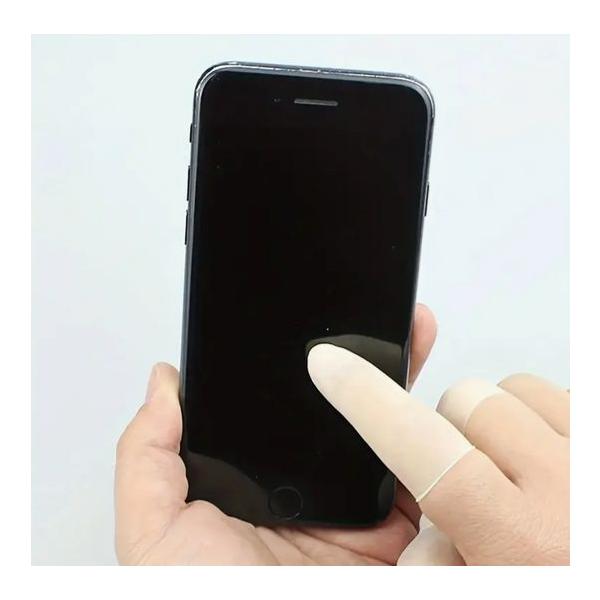 良く伸びるのではめたり外したりしやすいラテックス製の指サックです