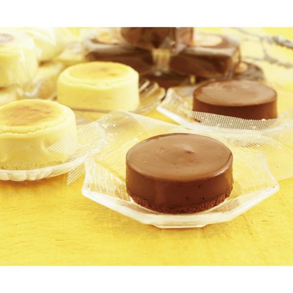 クリームチーズを使ったチーズスフレ、チョコレート2種をオリジナルブレンドしたチョコスフレをセットにしてお届けします。ふんわり＆しっとりの食感をお楽しみください。■発送可能期間（5月初旬〜8月下旬のみ ※受付は 〜8月下旬ごろ迄）【内容】チー...