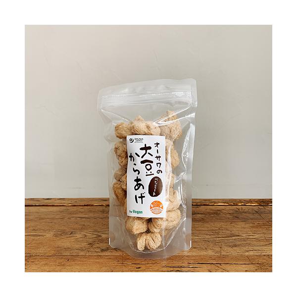 大豆を主原料につくった、お肉のかわりに使えるベジミートです。植物たんぱく食品で、ジューシーで鶏肉のような食感が味わえます。湯戻し10分でお肉好きな人も間違えるくらい鶏肉そっくりのふっくらジューシーな唐揚げが作れます。からあげや、煮物、炒め物...