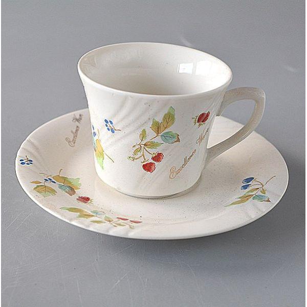 カップ 約φ8×H6.7cmソーサー 約φ15.3×H1.7cm容量すりきり約180cc陶磁器国産電子レンジ・食洗機OK