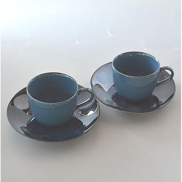 ○ カップ　　φ8.7×H7ｃｍ　　ソーサー　φ16.6ｃｍ○容量すりきり250ｃｃ　○磁器○電子レンジ・食器洗い機　ＯＫ    ○日本製カップに対してソーサーは濃いめの色です。焼成の難しい色ですので多少の色の違いがあります。