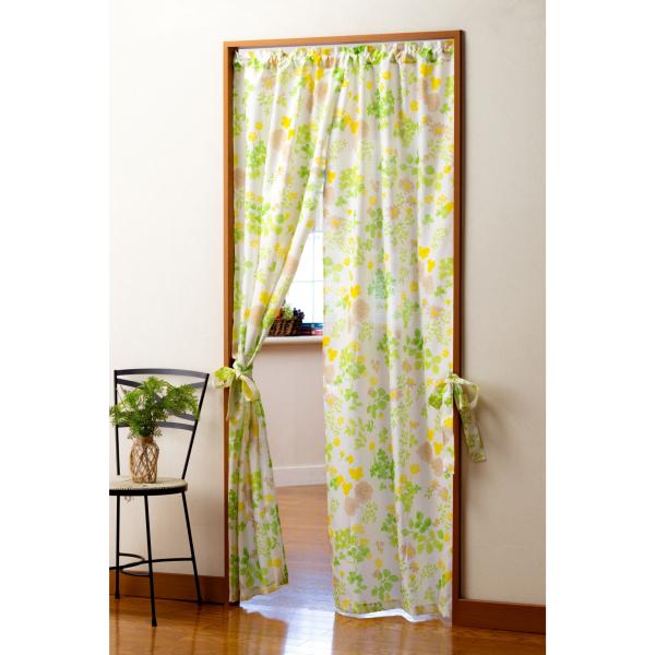 全体的に描いた鮮やかなグリーンの葉を黄色の花の相性が抜群。白地で、お部屋の雰囲気も暗くならず、圧迫感ありません。足元までしっかり隠れてくれるロングタイプです。中央部分が重なっているため、すき間から奥も見えにくいです。最大130ｃｍ幅までカバ...