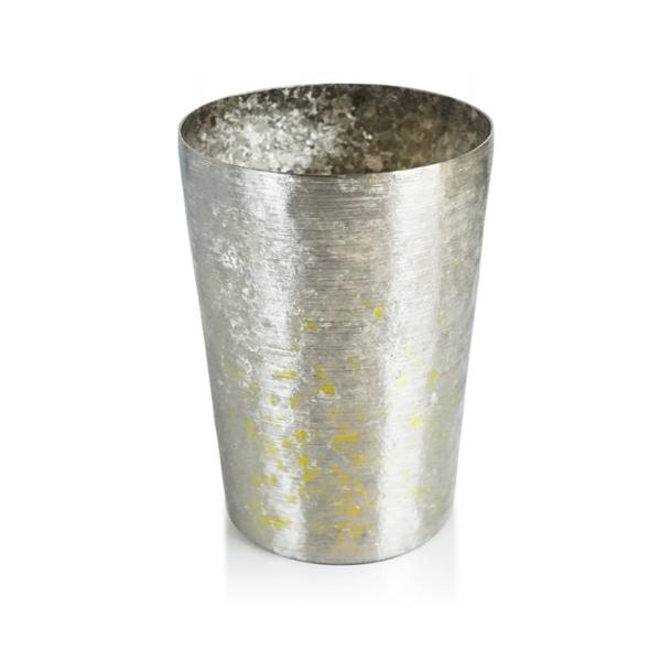 飲み物を美味しくまろやかに演出する贅沢なオール純チタン製カップ二重構造でホットもアイスも楽しめて、驚くほど軽量なのに丈夫シーンを選ばずお使いいただけますコンパクトなフォルムきめ細やかな泡でビールもおいしくいただけますTAIKOの漢字読みであ...