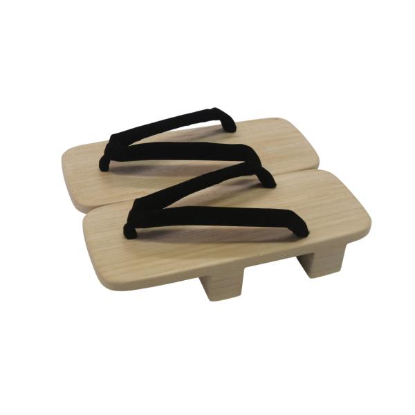 ホテル、旅館、公共施設などで定番の平野産業、業務用スリッパです。ホテル・旅館に！あらゆる場所に最も広くご利用いただいているゲタです。げた。インバウンド外国人向けに最適。大きいサイズの下駄のご要望が多いのをうけ。30cmサイズの下駄を用意させ...