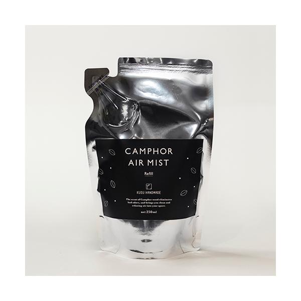 【内容量】250ml【製造国】日本【サイズ】高さ19×横13×奥行き7cm【成分】エタノール（植物由来）、精製水、くすのき還元水、クスノキ精油【用途】寝具、ソファー、玄関マット、カーテンなどの布類。車の中、トイレ、玄関、水回りの消臭・除菌に...