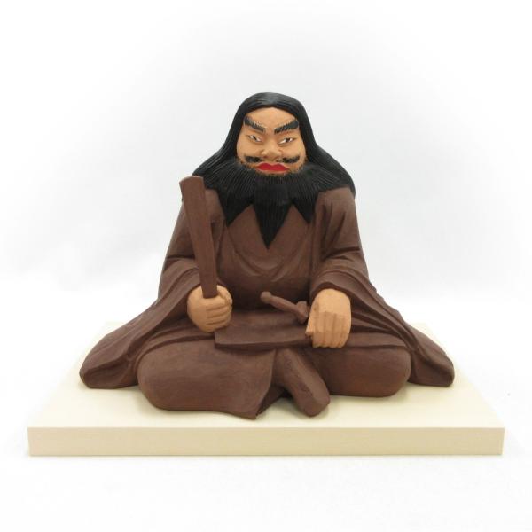 【材質：桧木】【総高約18cm（内板台高さ1.5cm）、台幅22.5cm、台奥行き14cm】　平将門（たいらのまさかど）平氏の姓を授けられた高望王の三男平良将の子。第50代桓武天皇の5世子孫。下総国、常陸国に広がった平氏一族の抗争から、やが...