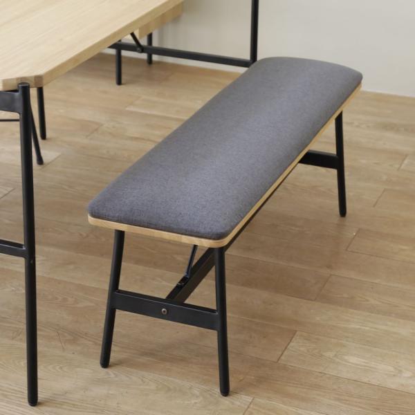 -- GLam ベンチ --ウッドとスチール、ファブリックの異素材が魅力的なベンチ。ダイニングシーンからワークシーンまで幅広くご使用いただけます。座面張地はカバーリング仕様です。■品番GLM-DB001F(CGR)■カラーチャコールグレー■...