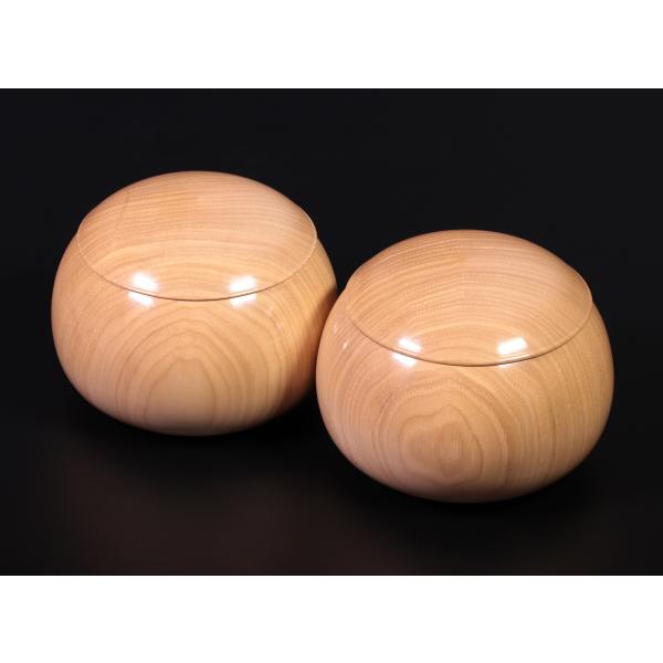 【発売日：2020年05月20日】木色は淡い黄褐色の木色で人気の高い椎（しい）製碁笥です。プラスチック碁石やガラス碁石はもちろん、蛤碁石にも使用できます。商品写真は見本です。お届けの商品は同等品となります。天然素材を原料としておりますので、...