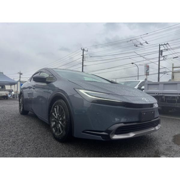 〈支払総額 表示車両CCC〉2.0 G E-Four 4WD/トヨタ/プリウスR.6(2024)年/15,000km/保証付き◆装備パワーステアリング/パワーウインドウ/ナビ/エアコン/ABS/エアバッグ/横滑り防止装置/集中ドアロック/バ...