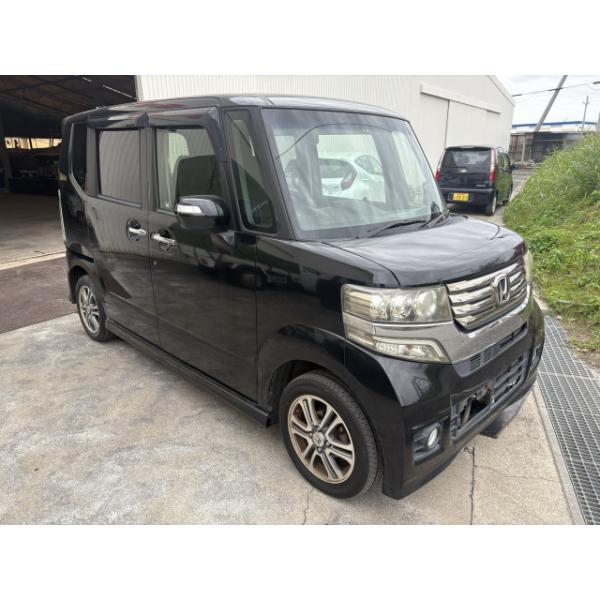 〈支払総額 表示車両AAA〉G Lパッケージ/ホンダ/N-BOXカスタム/スマートキー 片側電動スライドH.25(2013)年/182,000km◆装備パワーステアリング/パワーウインドウ/エアコン/ABS/エアバッグ/横滑り防止装置/集中...