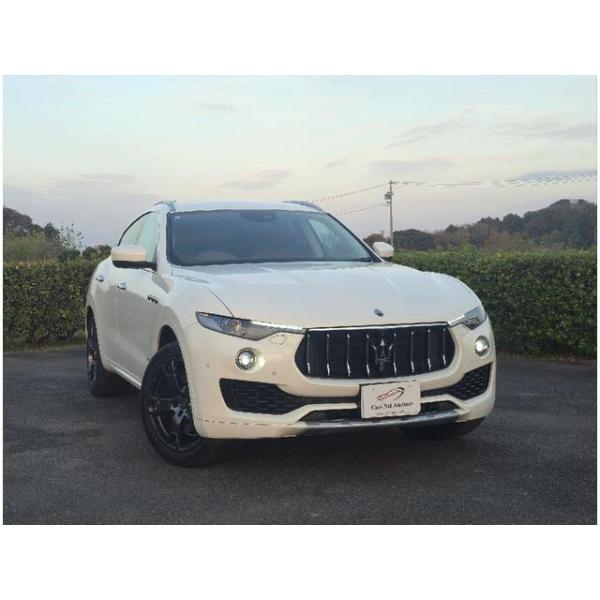 〈支払総額 表示車両CCC〉S グランルッソ 4WD/マセラティ/レヴァンテ/アダプティブクルーズコントロール ブラインドスポットモニターH.30(2018)年/73,300km◆装備パワーステアリング/パワーウインドウ/ナビ/ETC/エア...