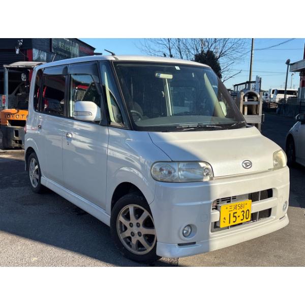 〈支払総額 表示車両AAA〉VS/ダイハツ/タント/ラジオH.19(2007)年/158,400km◆装備パワーステアリング/パワーウインドウ/エアコン/ABS/集中ドアロック/盗難防止装置/キーレス/CD/スマートキー◆外装純正 アルミ◆...