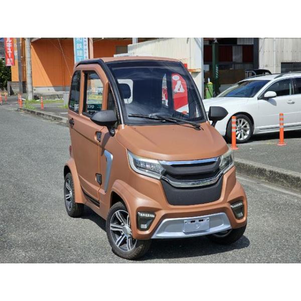 〈支払総額 表示車両BBB〉その他 中国//その他 中国/E-MO 電気自動車 コムス LEDR.3(2021)年/5km/保証付き◆装備サンルーフ/パワーウインドウ/集中ドアロック/バックカメラ/キーレス◆外装純正 アルミ◆内装本革シート...