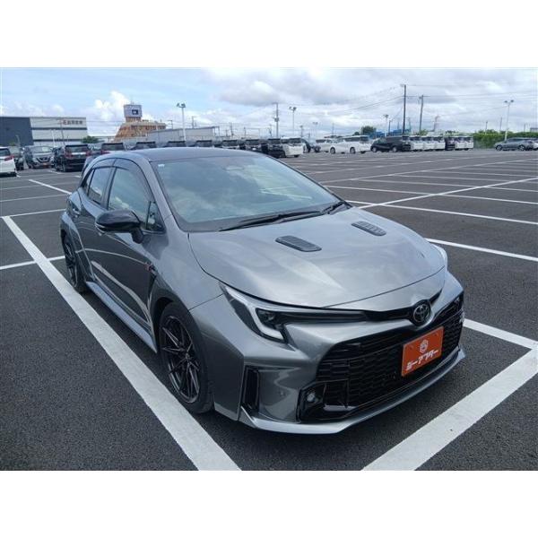 〈支払総額 表示車両CCC〉1.6 RZ 4WD/トヨタ/GRカローラ/禁煙車 6MT 純正10.5インチナビR.5(2023)年/13,000km◆装備パワーステアリング/パワーウインドウ/ナビ/ETC/エアコン/テレビ(地デジ)/ABS...