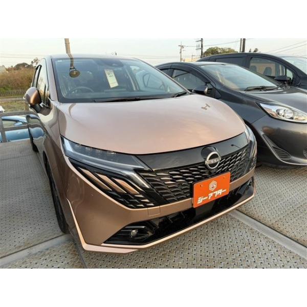 〈支払総額 表示車両CCC〉1.2 G レザーエディション/日産/ノートオーラ/禁煙車 純正9インチナビ フルセグTVR.6(2024)年/5,000km◆装備パワーステアリング/パワーウインドウ/ナビ/ETC/エアコン/テレビ(地デジ)/...