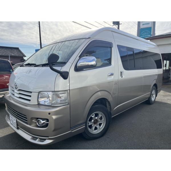 〈支払総額 表示車両CCC〉2.7 グランドキャビン 4WD/トヨタ/ハイエース/10人乗り!フリップダウンモニター付H.21(2009)年/124,027km◆装備パワーステアリング/パワーウインドウ/ナビ/エアコン/ABS/集中ドアロッ...