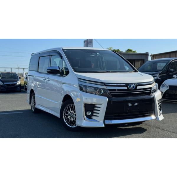 〈支払総額 表示車両CCC〉1.8 ハイブリッド ZS 煌II/トヨタ/ヴォクシー/コミコミH.28(2016)年/65,000km/別途有料保証あり◆装備パワーステアリング/パワーウインドウ/ナビ/ETC/エアコン/テレビ(地デジ)/AB...