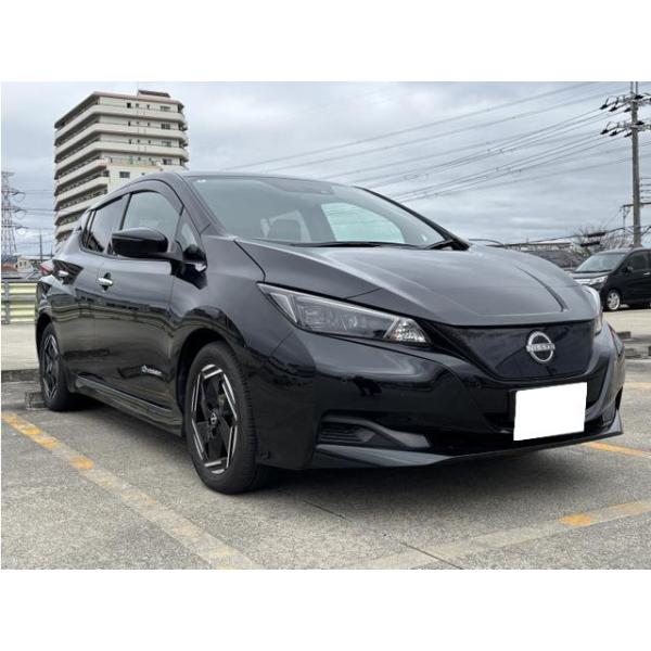 〈支払総額 表示車両CCC〉X/日産/リーフ/後期モデルR.4(2022)年/11,000km◆装備パワーステアリング/パワーウインドウ/ナビ/エアコン/テレビ(地デジ)/ABS/エアバッグ/バックカメラ◆外装純正 アルミ◆内装◆車歴携帯版...
