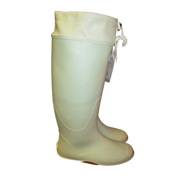 熱を吸収しにくい白色系カラーブーツ！農作業や、ガーデニング,水産加工、学校給食、飲食店などの暑さ対策に（暑熱対策農長）一体成型のＰＶＣ（ビニール）製丈夫で長持ちします。泥、埃の侵入を防ぐカバー付きです。土の詰まりにくいフラット（ロール）靴底...